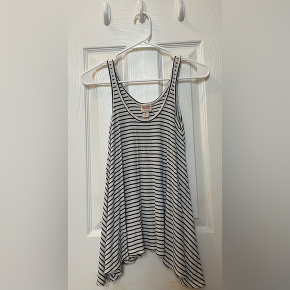 Mossimo Supply Co. | Tops | Mossimo Supply Co Tank Top | Poshmark